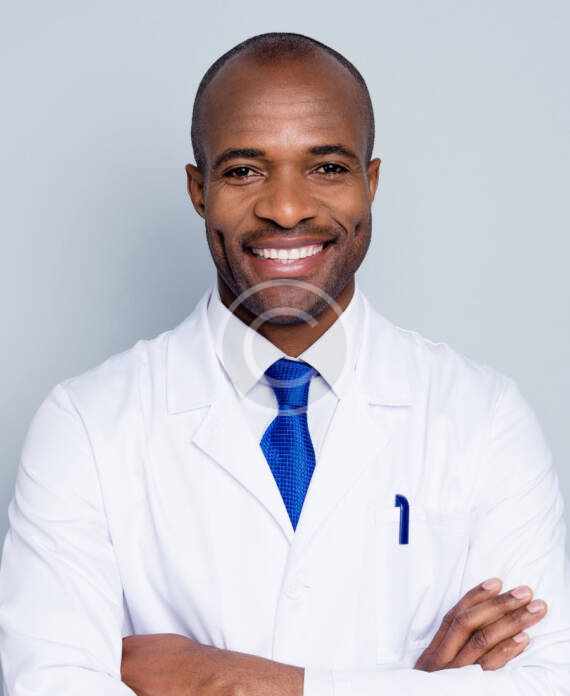 Our Doctors - Dr. Leonardo Carrillo